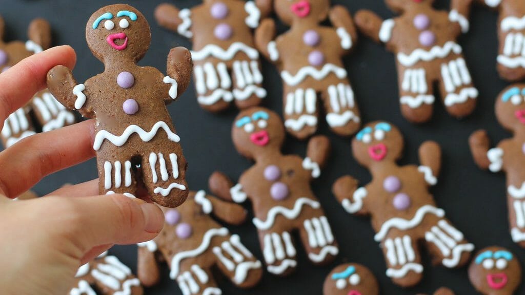 Shrek Cookie Man ‘Gingy’ Recipe - feastfulcuisine.com