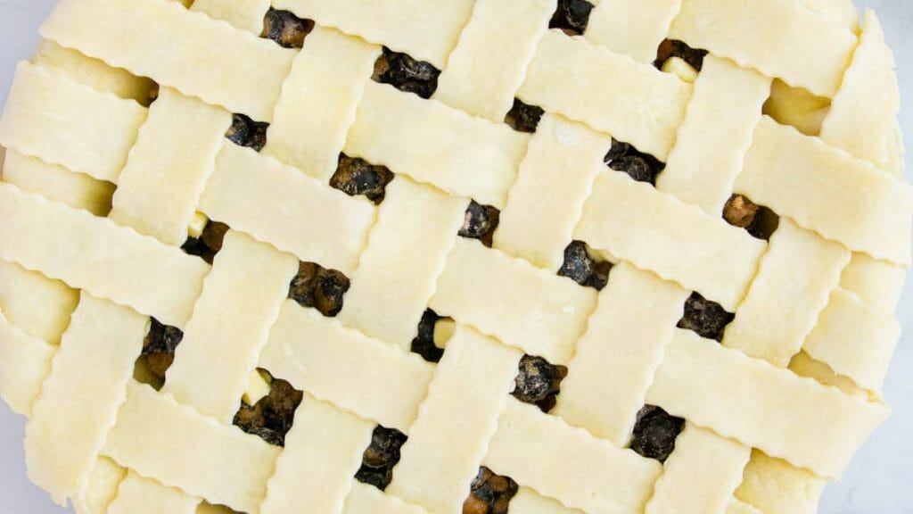 Home-baked Pie Shell Formula - feastfulcuisine.com