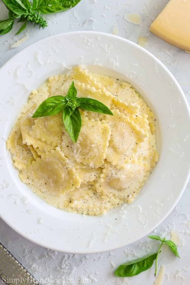 Simple Four Cheese Ravioli (15-Minute Dish) - feastfulcuisine.com